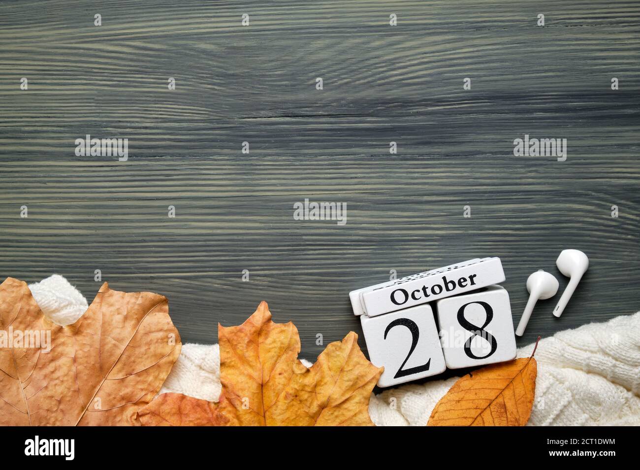 Twenty eighth of october hi-res stock photography and images - Alamy