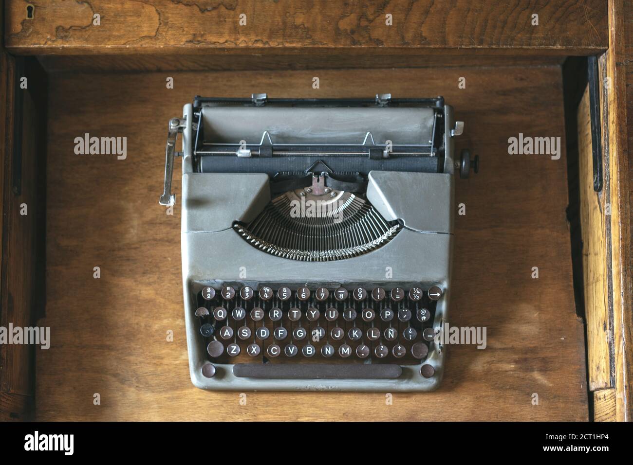 Old printing machine hi-res stock photography and images - Alamy