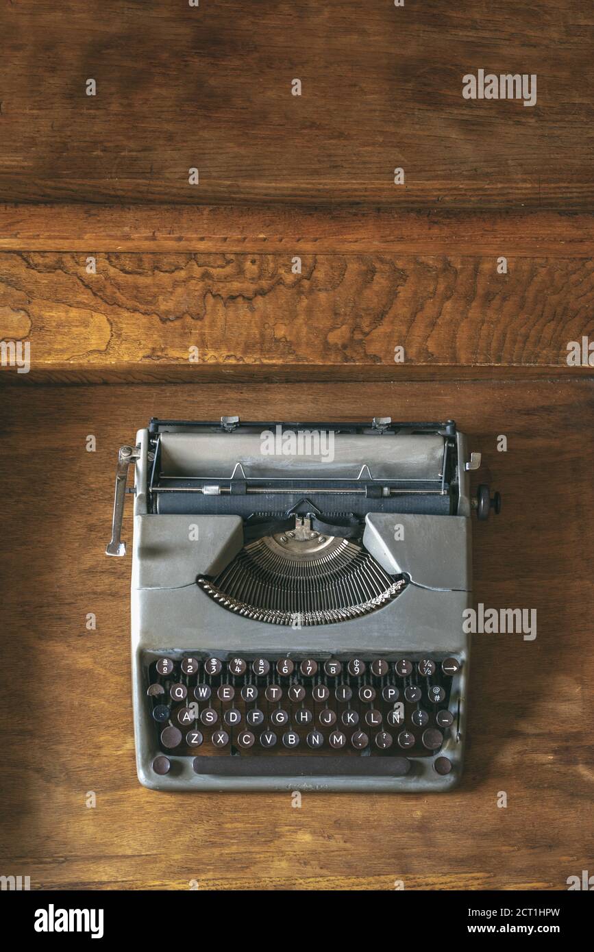 Old printing machine hi-res stock photography and images - Alamy