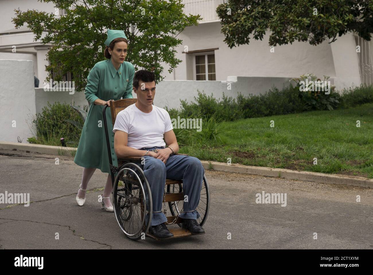 Sarah Paulson, Finn Wittrock, "Ratched" (2020) Credit: Netflix / The ...