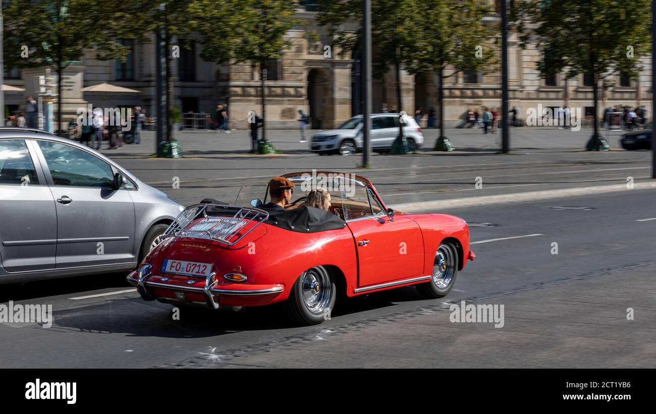 Germany is a promised land of car enthusiasts. One can see well ...