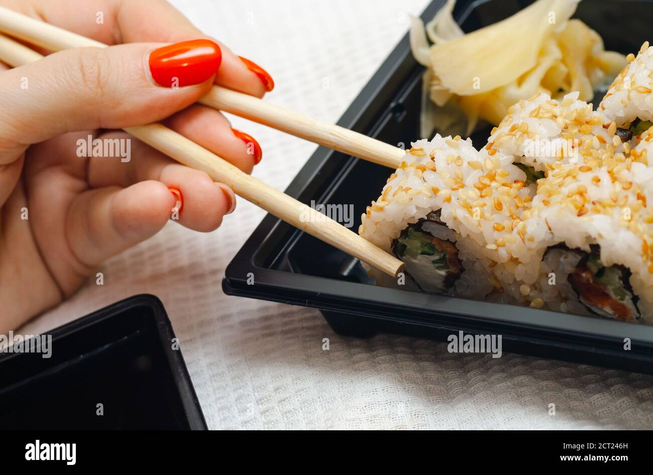 Asia food delivery hi-res stock photography and images - Alamy