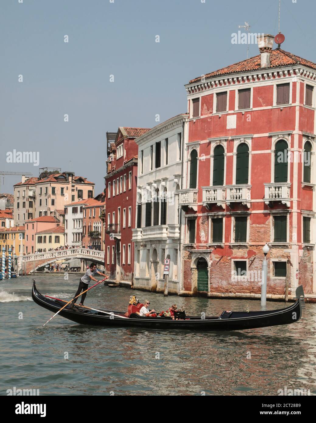 Venice boat covid hi-res stock photography and images - Alamy