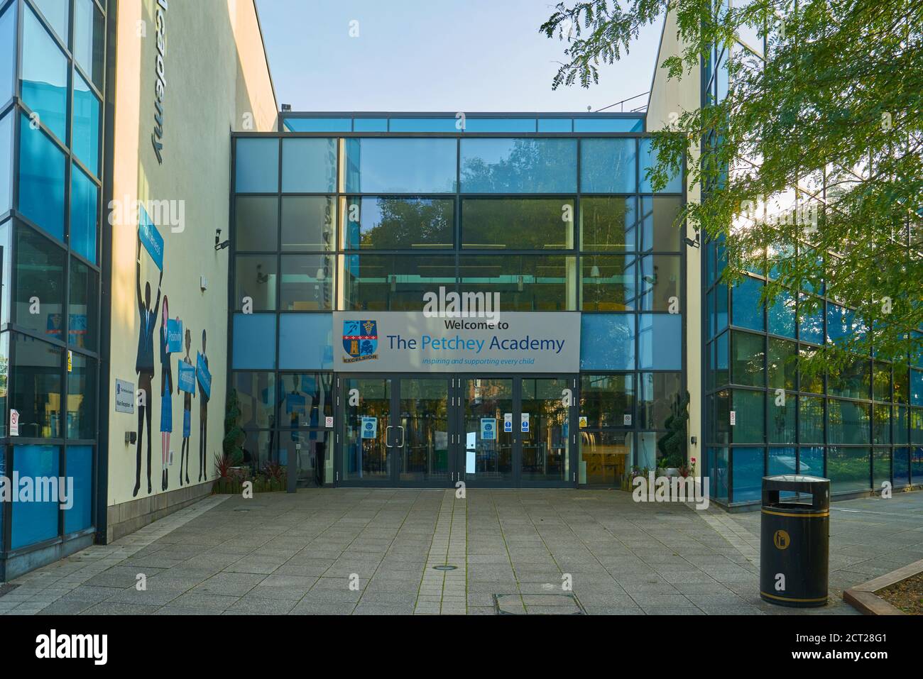 The Petchey Academy hackney Stock Photo - Alamy