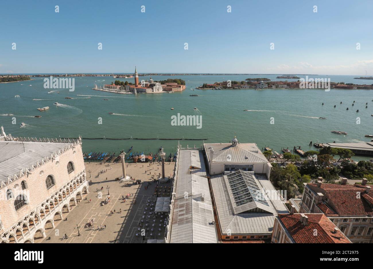 Palais abbatiale hi-res stock photography and images - Alamy