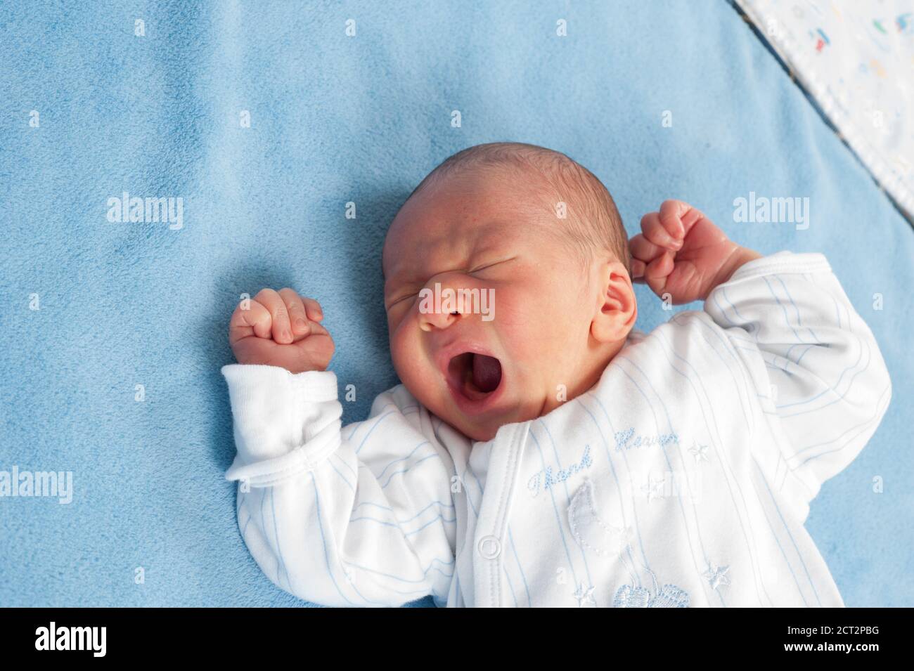 Newborn reflex yawning hi-res stock photography and images - Alamy