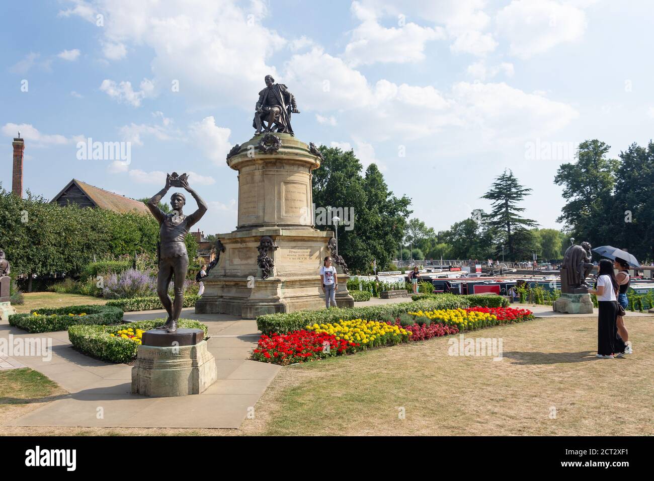 Statue of William Shakespeare, Gower Memorial, Bancroft Gardens ...