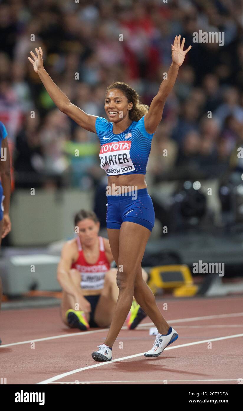 Kori Carter celebrates winning the 400m Hurdles Final PHOTO CREDIT ...