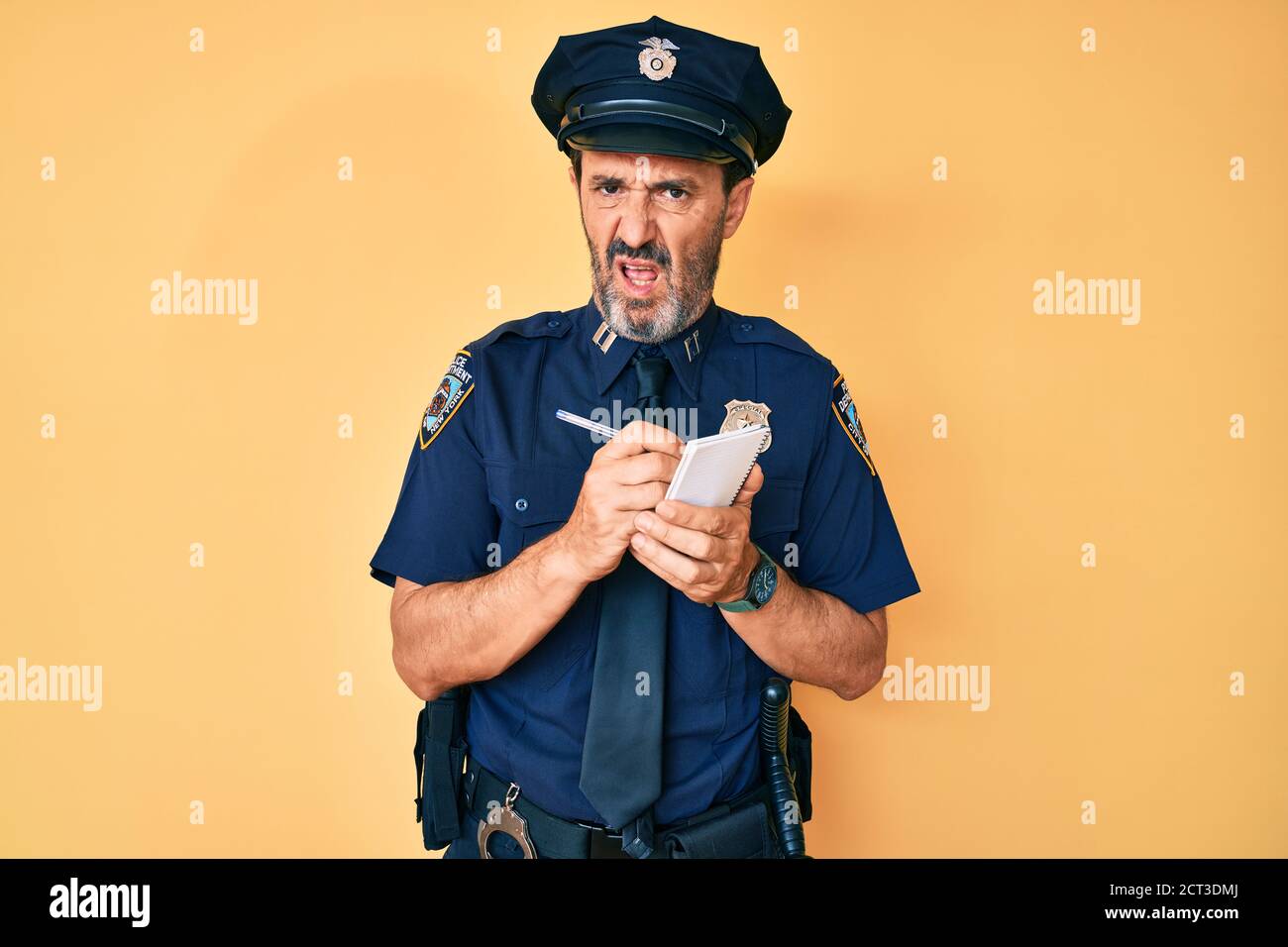 Ambiguous traffic hi-res stock photography and images - Alamy