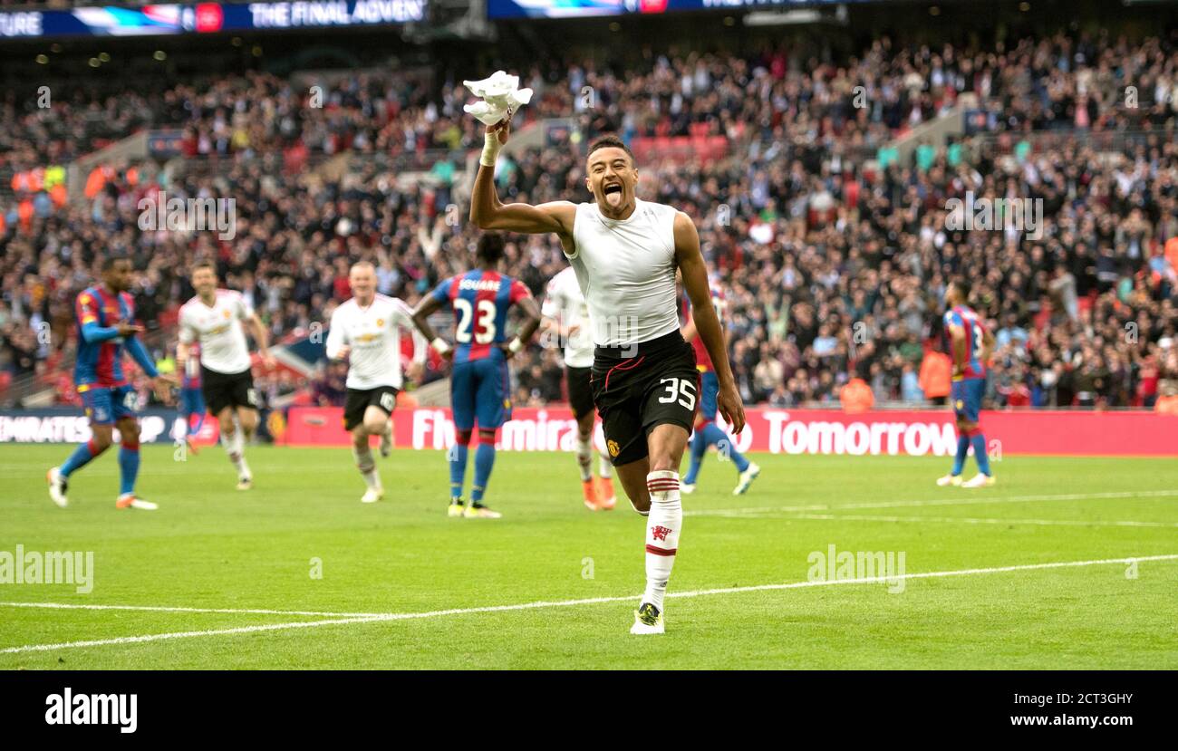 Manchester united palace lingard hi-res stock photography and images - Alamy