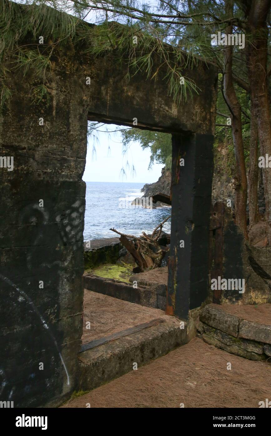 Hakalau sugar mill ruins hi-res stock photography and images - Alamy