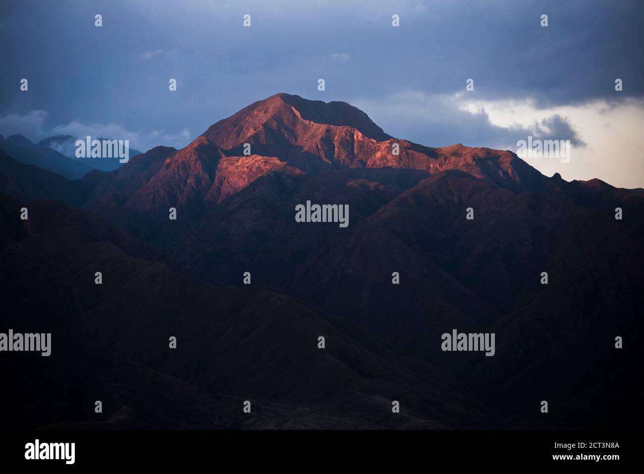 Dramatic Andes Mountains landscape surrounding Mendoza, Mendoza ...