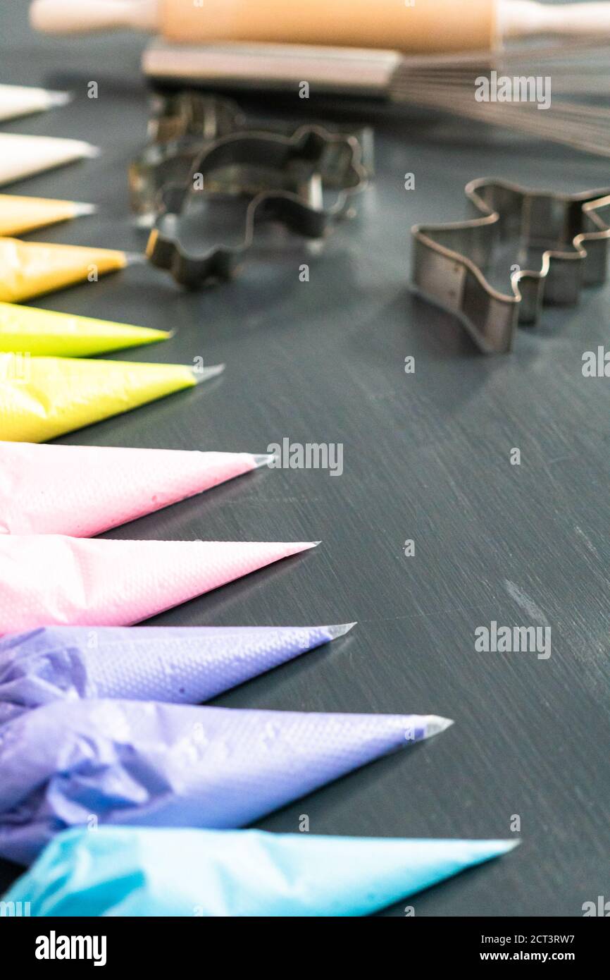 Themed cookie cutters hi-res stock photography and images - Alamy