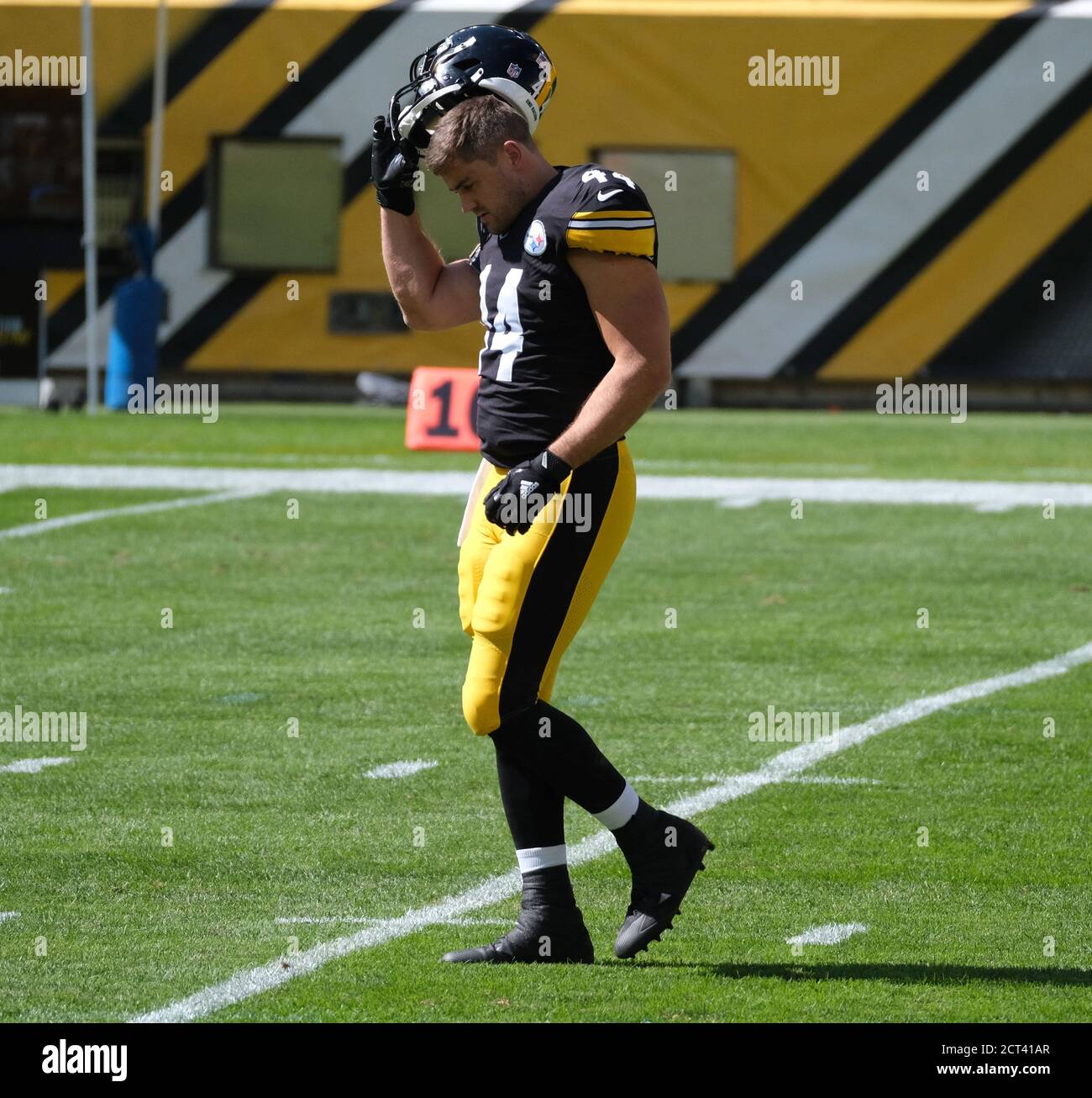 Derek watt 2020 hi-res stock photography and images - Alamy