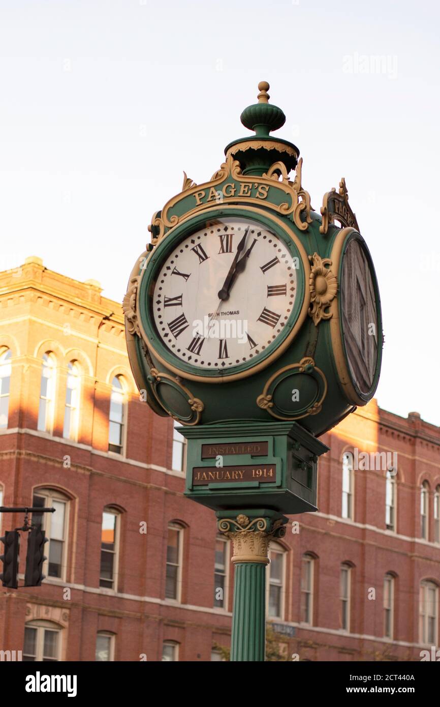 Page's candy store clock in Kearney Square on Merrimack Street in ...