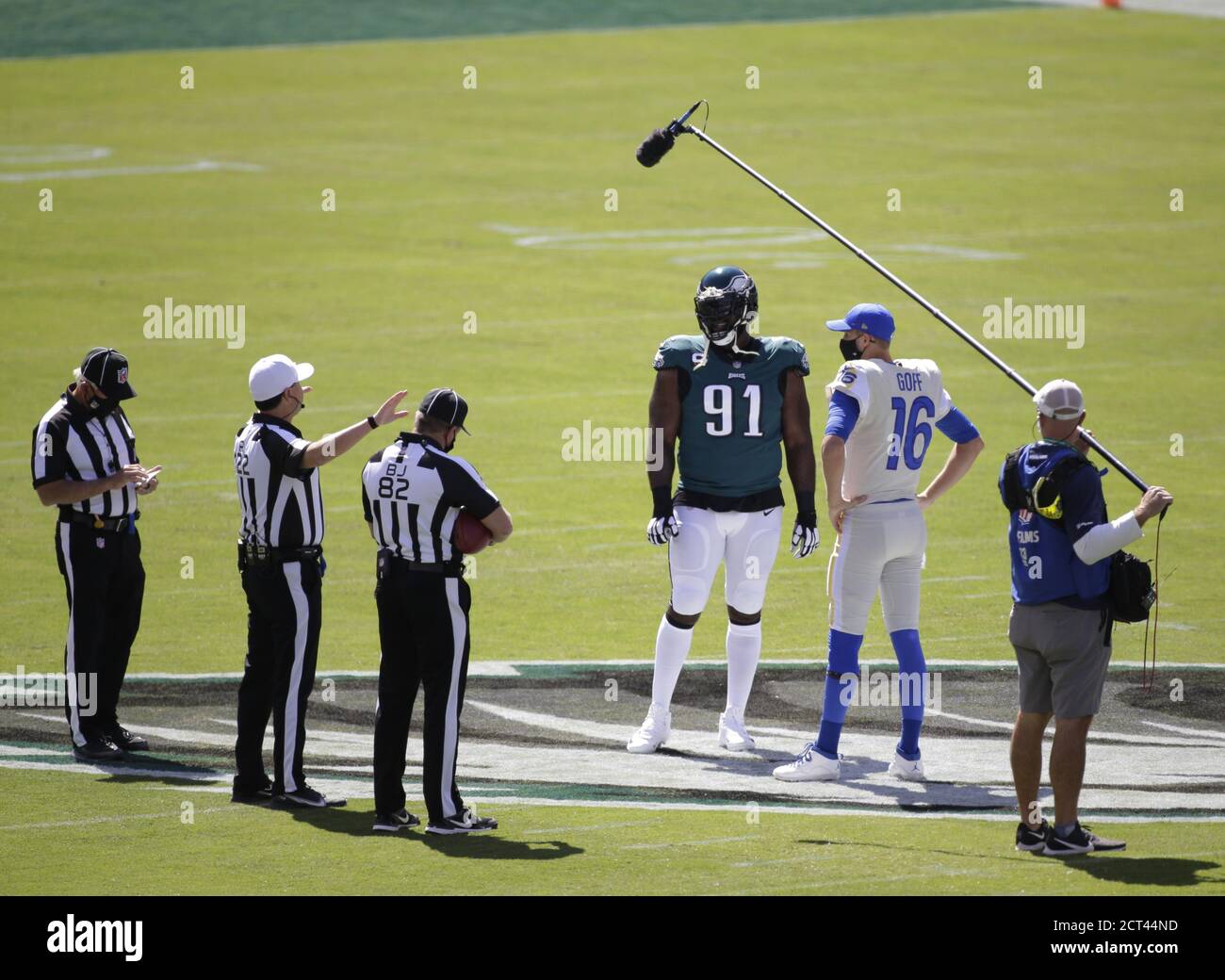 Nfl coin toss 2020 hi-res stock photography and images - Alamy