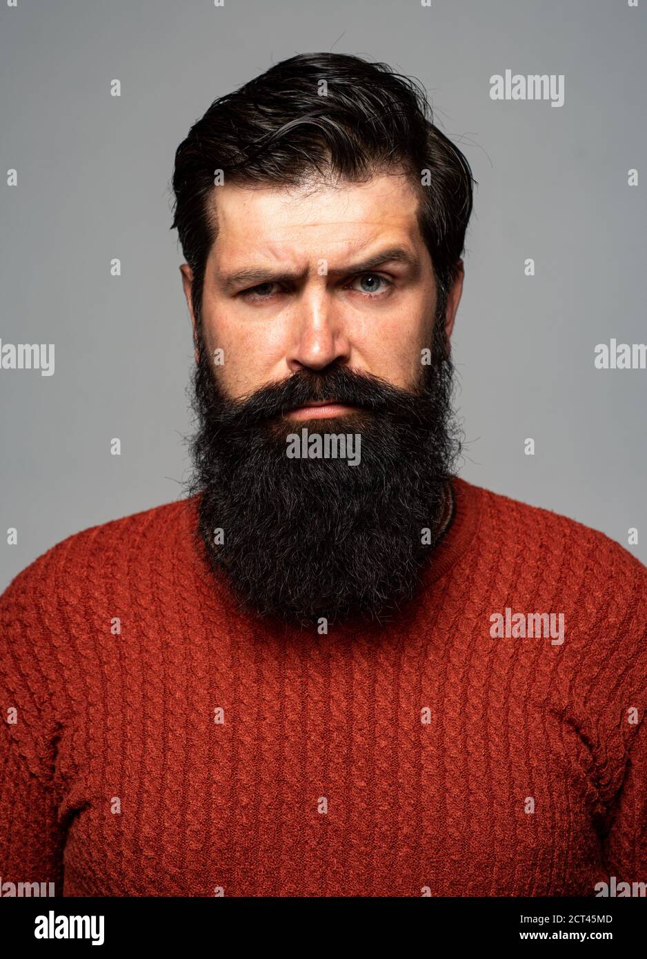 Bearded models hi-res stock photography and images - Alamy