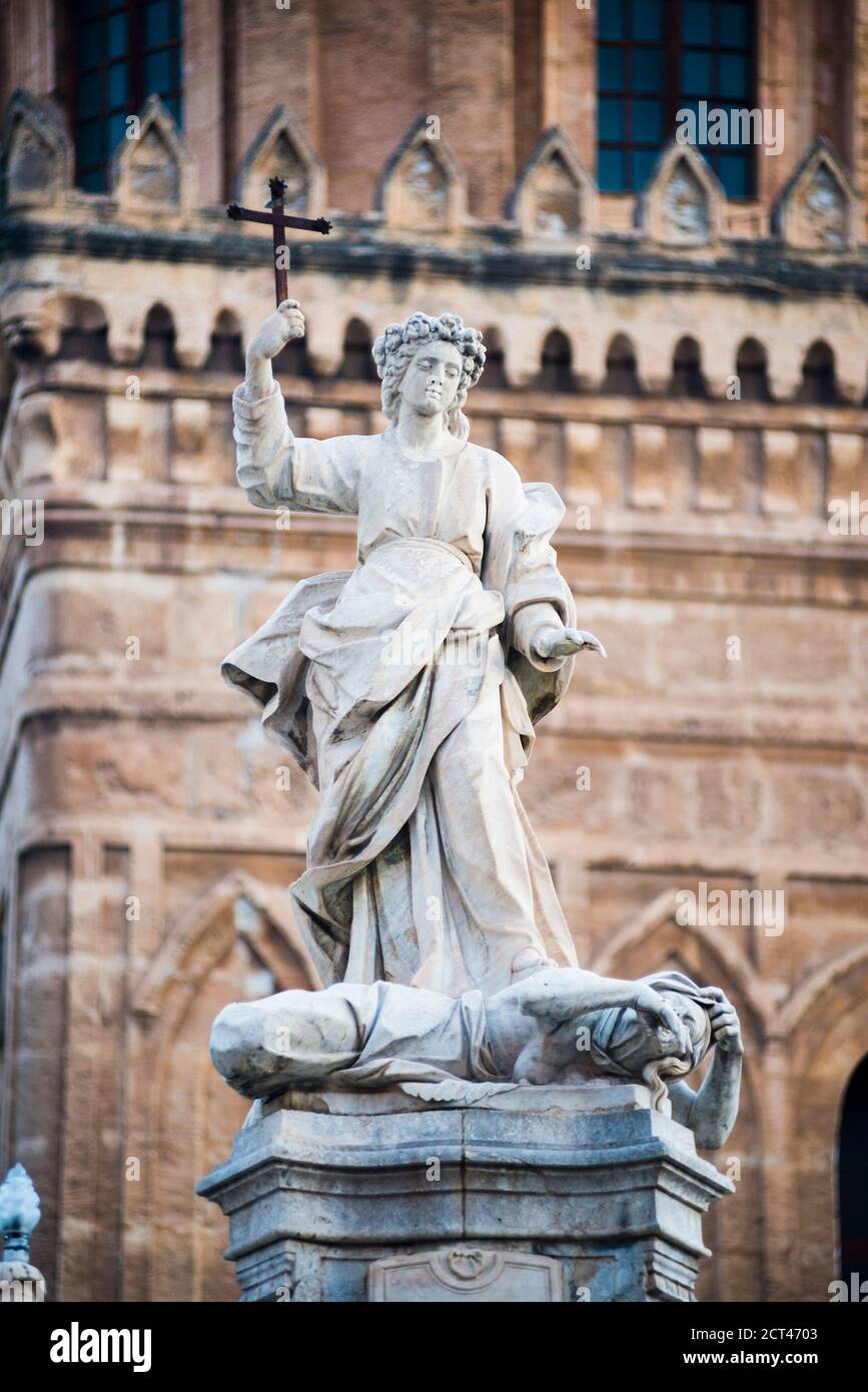 Santa Rosalia Statue at Palermo Cathedral (Duomo di Palermo), Sicily ...