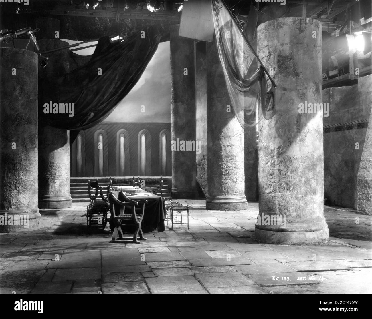 Set Still of Council Chamber set design by ROGER FURSE for HAMLET 1948 ...