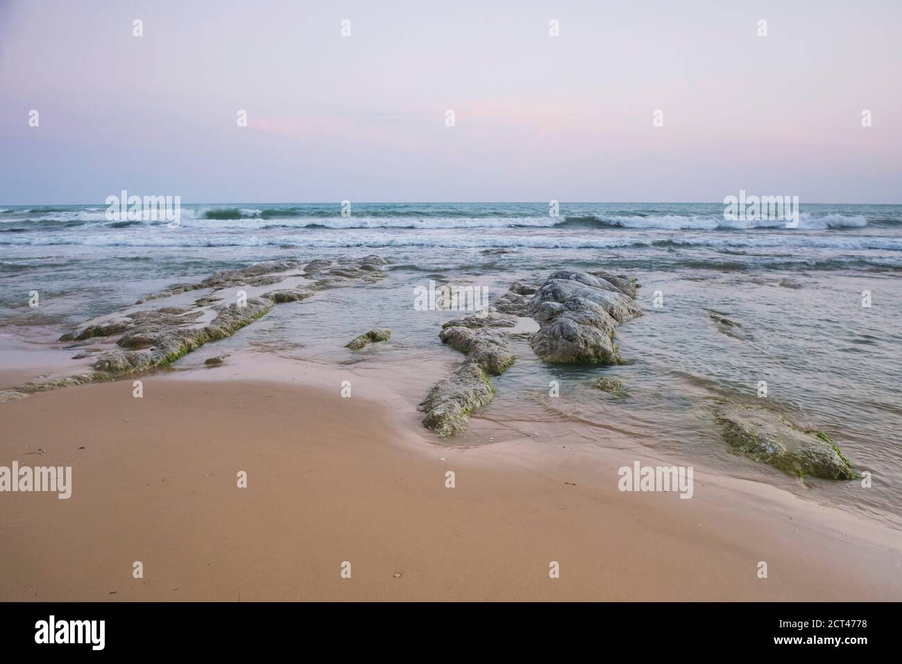 Scala dei Turchi Beach at sunset, Realmonte, Agrigento, Sicily, Italy ...