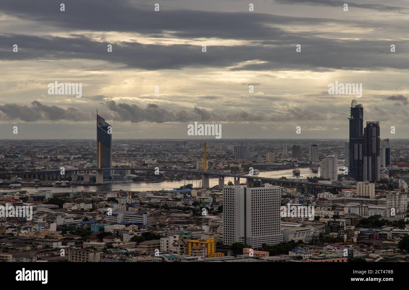 Downtown before rain hi-res stock photography and images - Alamy