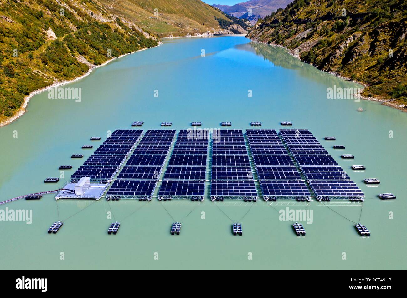First high altitude floating solar power plant in Switzerland, Lac des ...