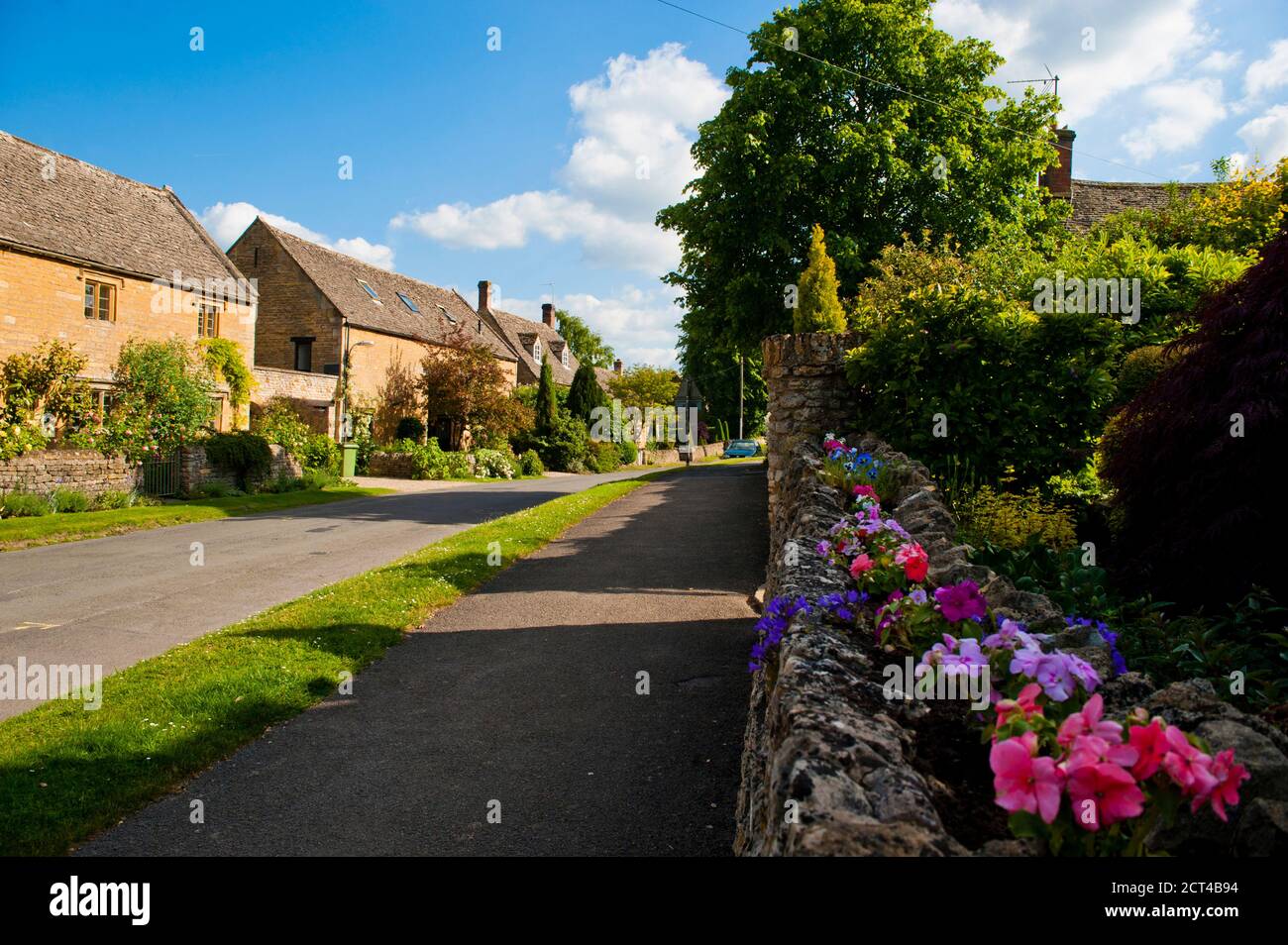 Longborough, a typical village in The Cotswolds, Gloucestershire ...