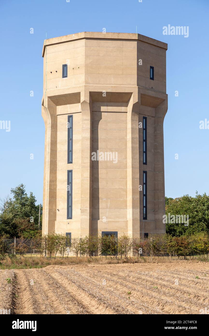 Unusual accommodation hi-res stock photography and images - Alamy