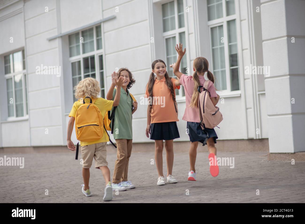 Meeting friends school hi-res stock photography and images - Alamy