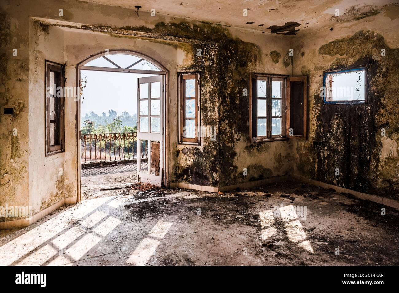 Ruins of Abandoned, derelict old buildings of a Hotel Complex at Agonda ...