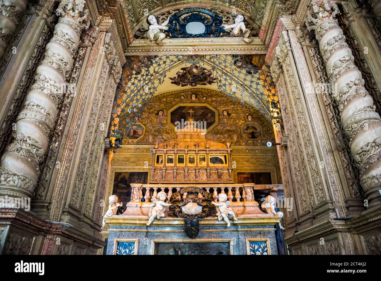 Tomb Of St Francis Xavier Basilica Of Bom Jesus Unesco World Heritage
