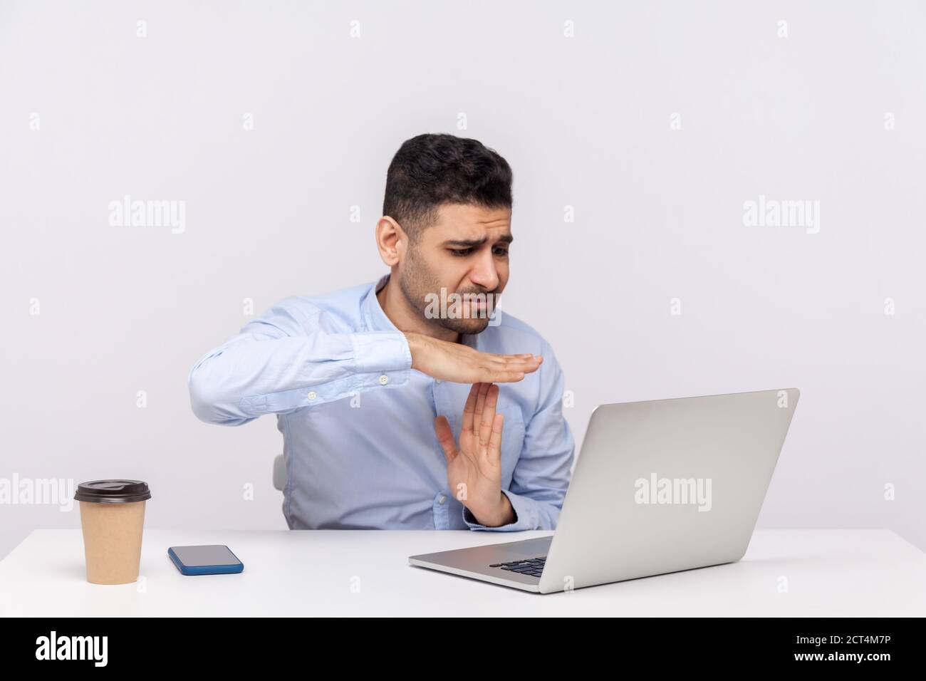 Wait time display hi-res stock photography and images - Alamy