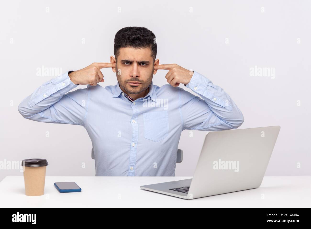 Office noise hi-res stock photography and images - Alamy