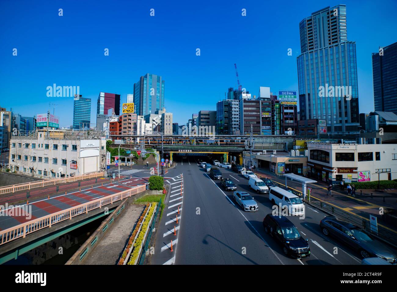 Tokyo japan traffic jam cars hi-res stock photography and images - Alamy