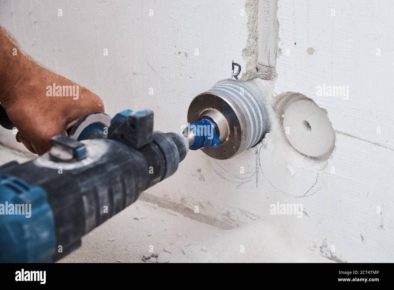 Drills hole hi-res stock photography and images - Alamy