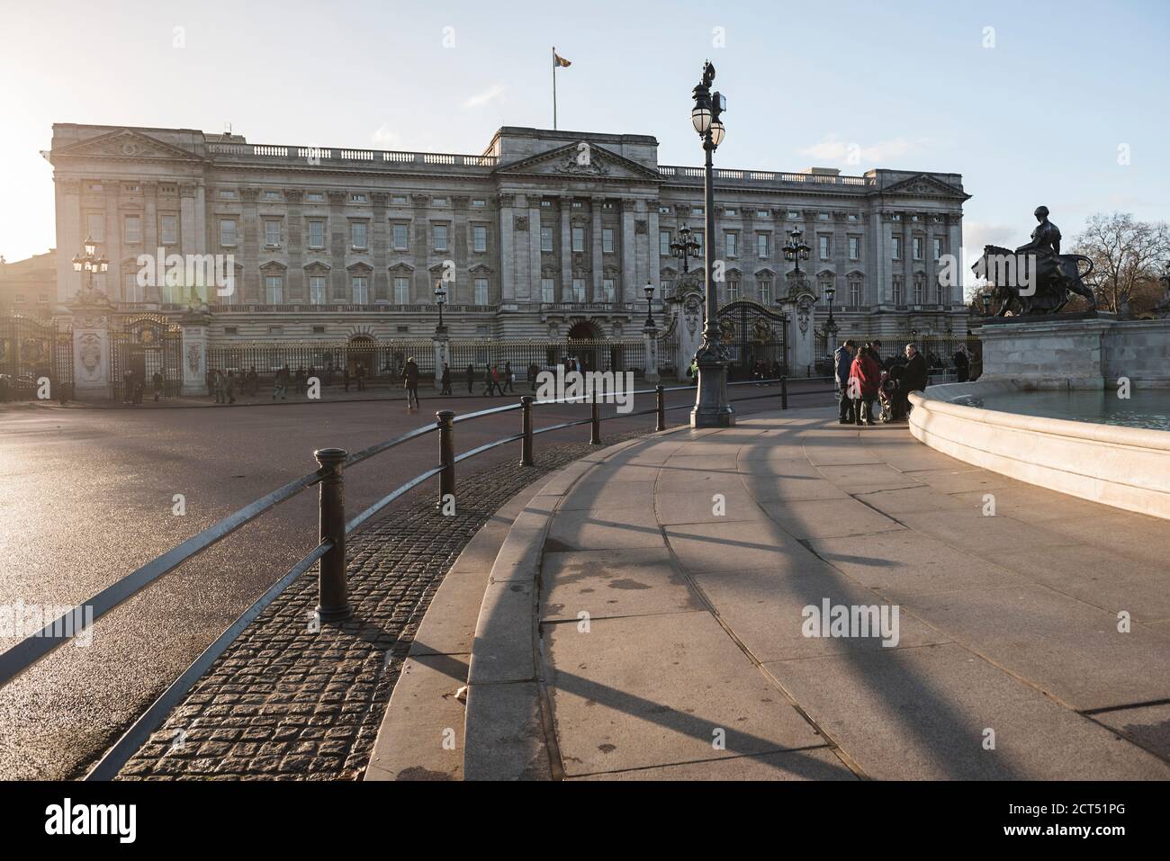 Buckingham Palace at sunset, London, England Stock Photo - Alamy