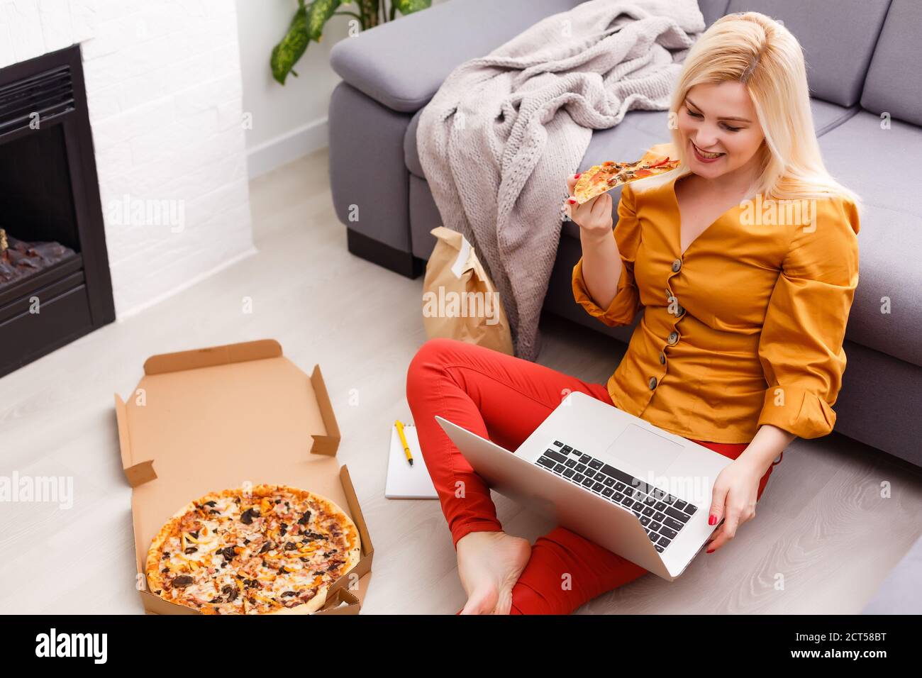 Ecommerce woman. Young female using computer for online shopping ...