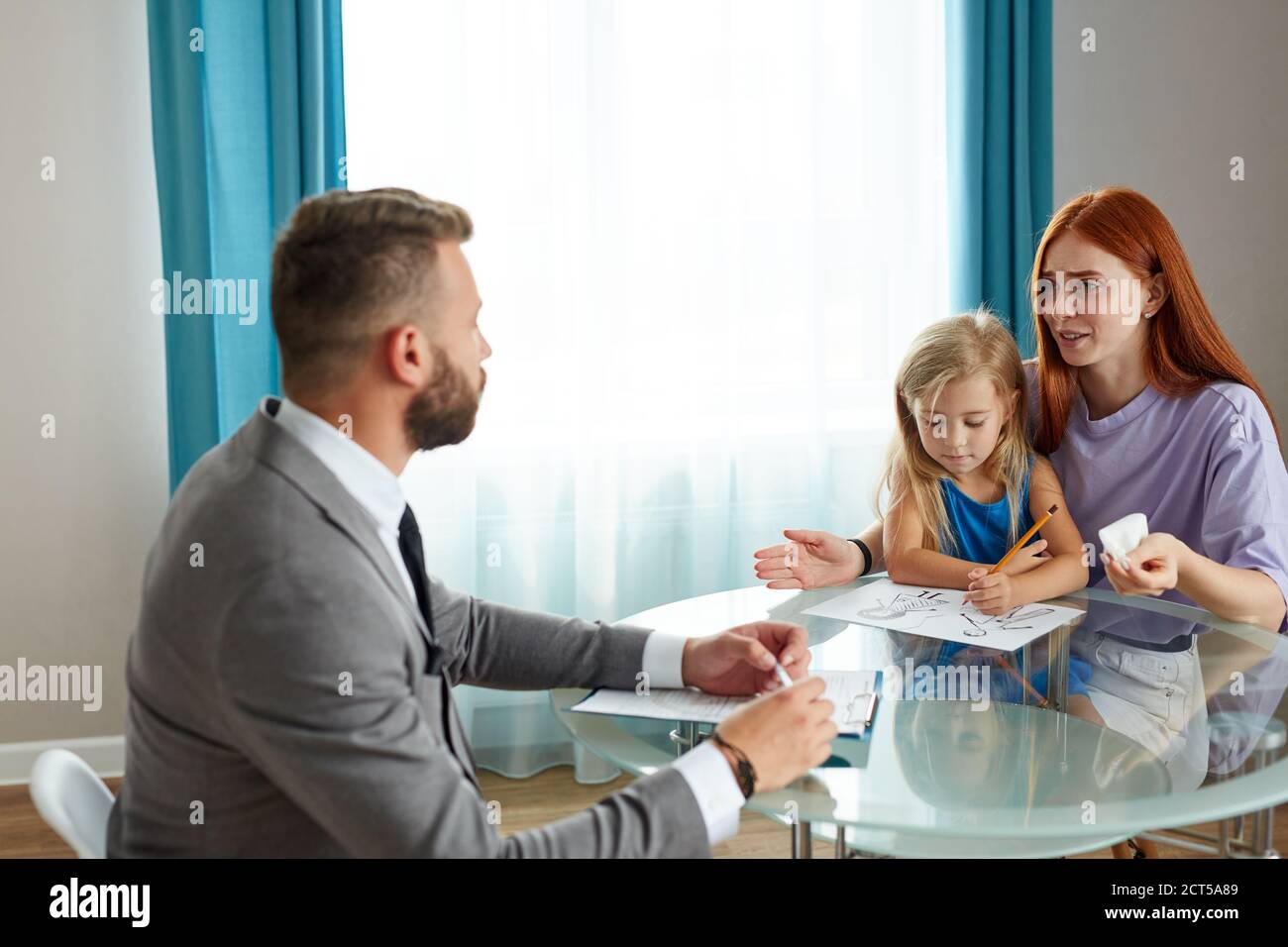 single lonely mother with kid girl and psychologist, husband left his ...