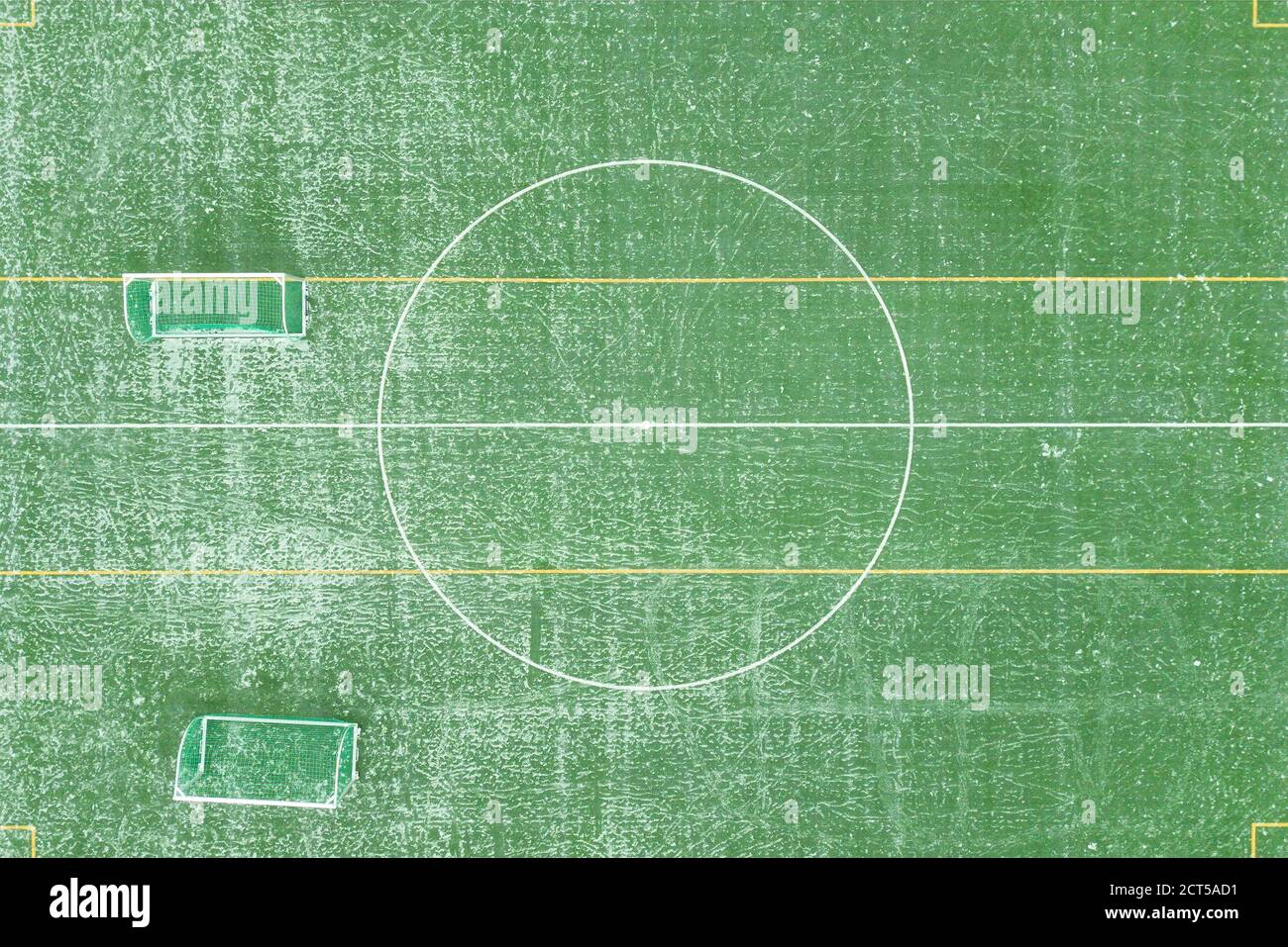 Football field from above hi-res stock photography and images - Alamy