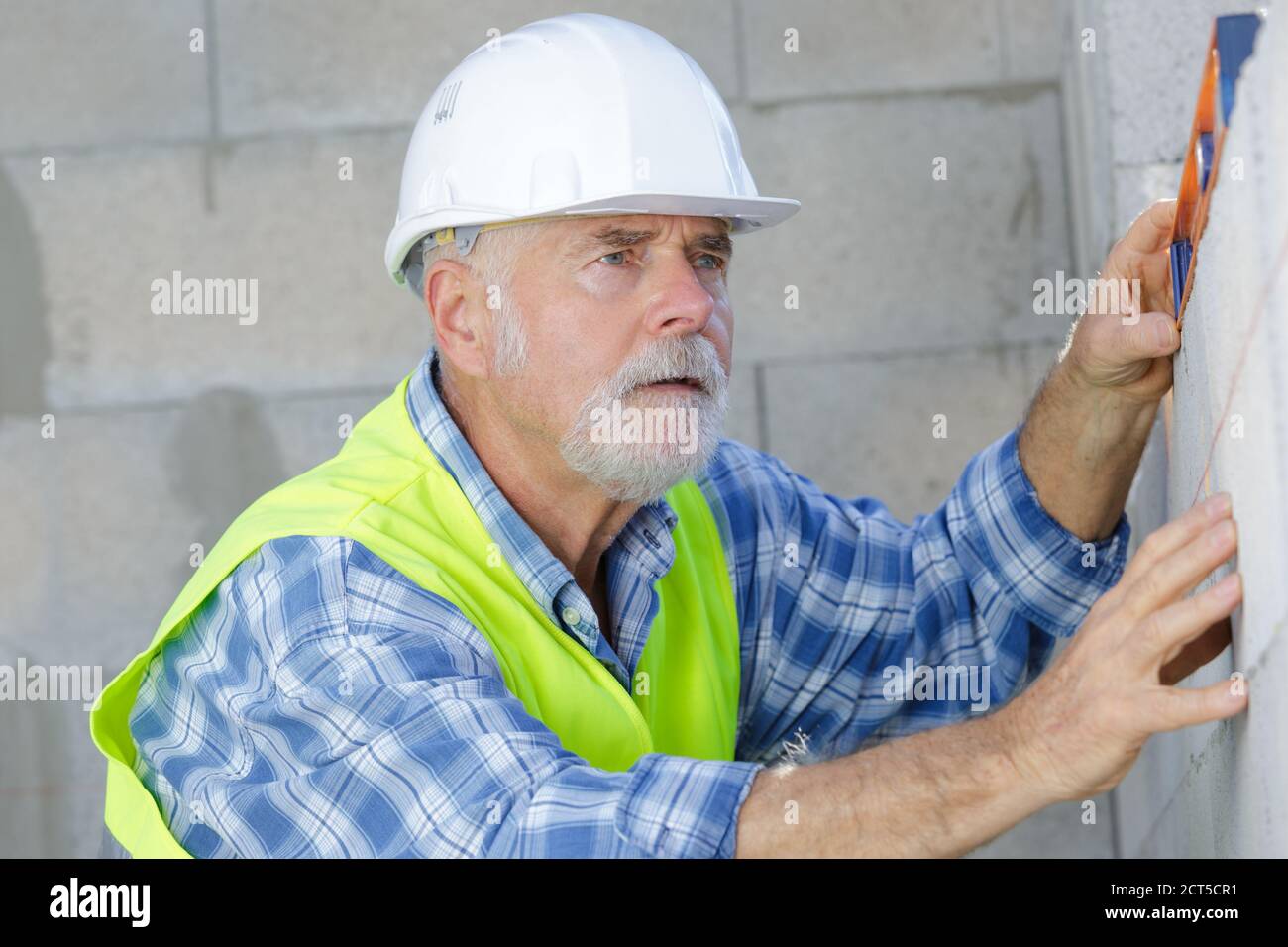 Measuring wall frame hi-res stock photography and images - Alamy