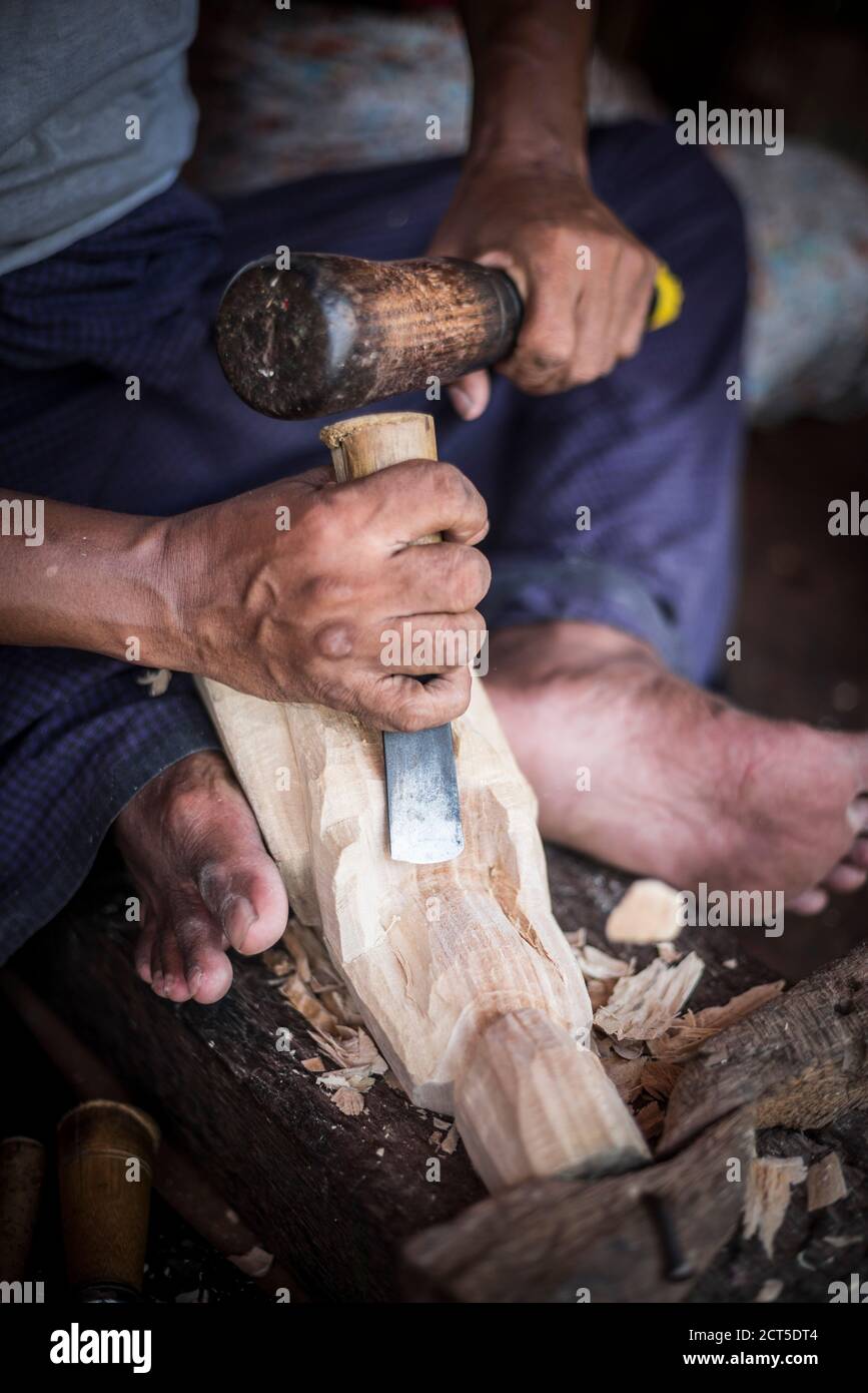 Asian carpenter hi-res stock photography and images - Alamy