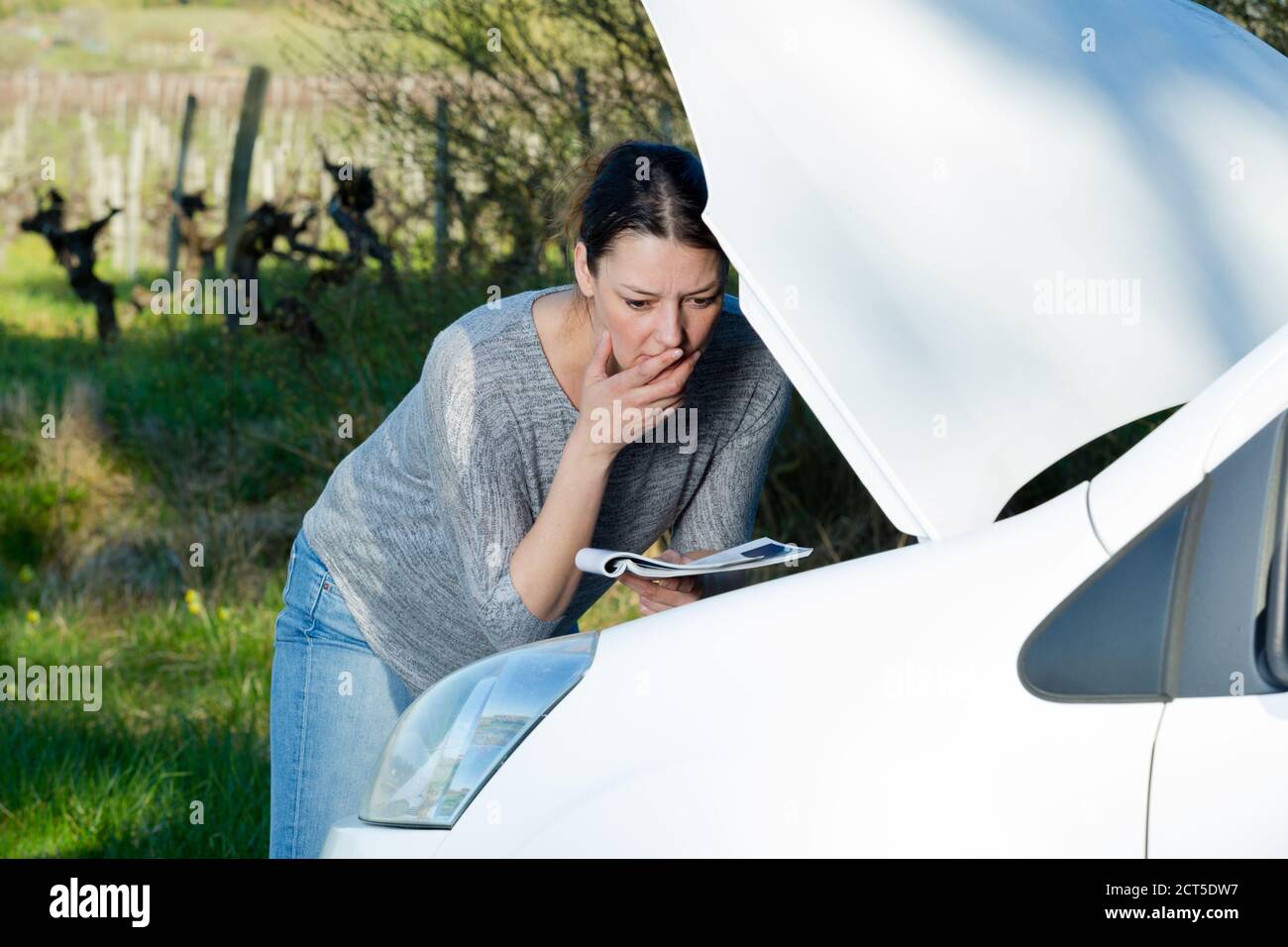 Carrier van accident hi-res stock photography and images - Alamy
