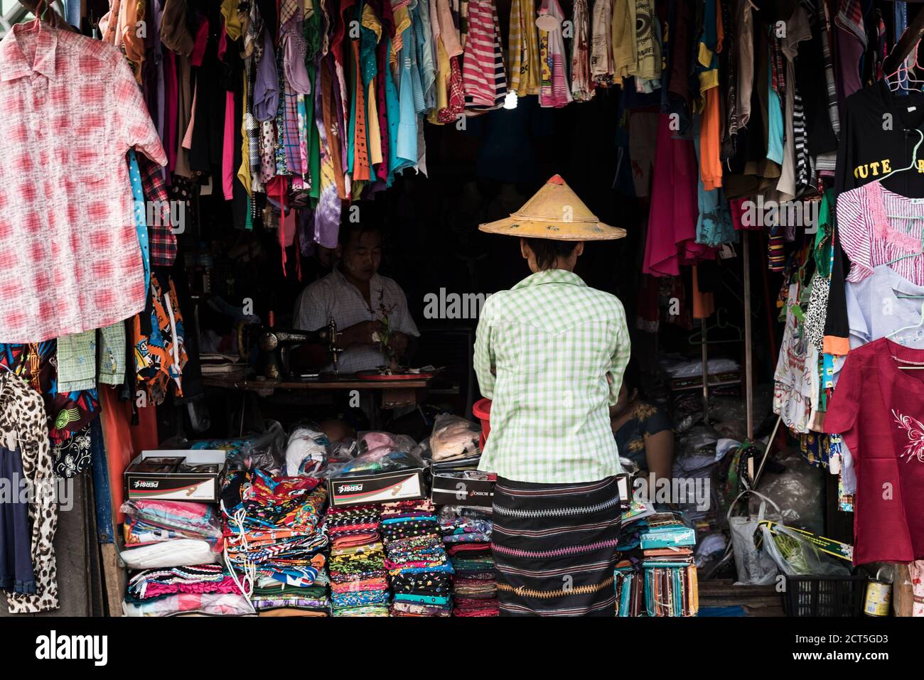 Longyi woman hi-res stock photography and images - Alamy