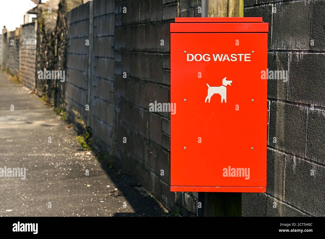 Waste deposit bin hi-res stock photography and images - Alamy