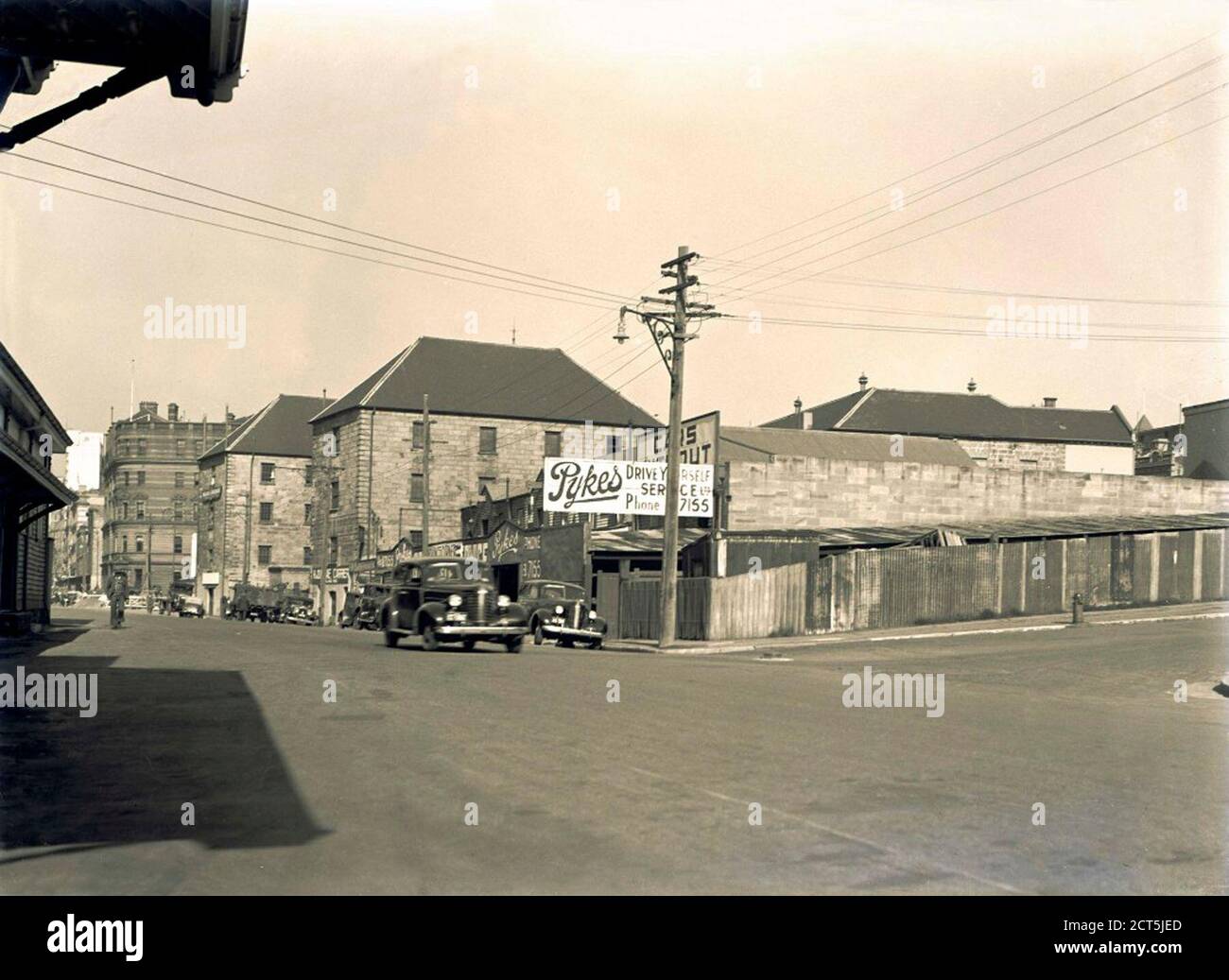 Old commissariat building hi-res stock photography and images - Alamy