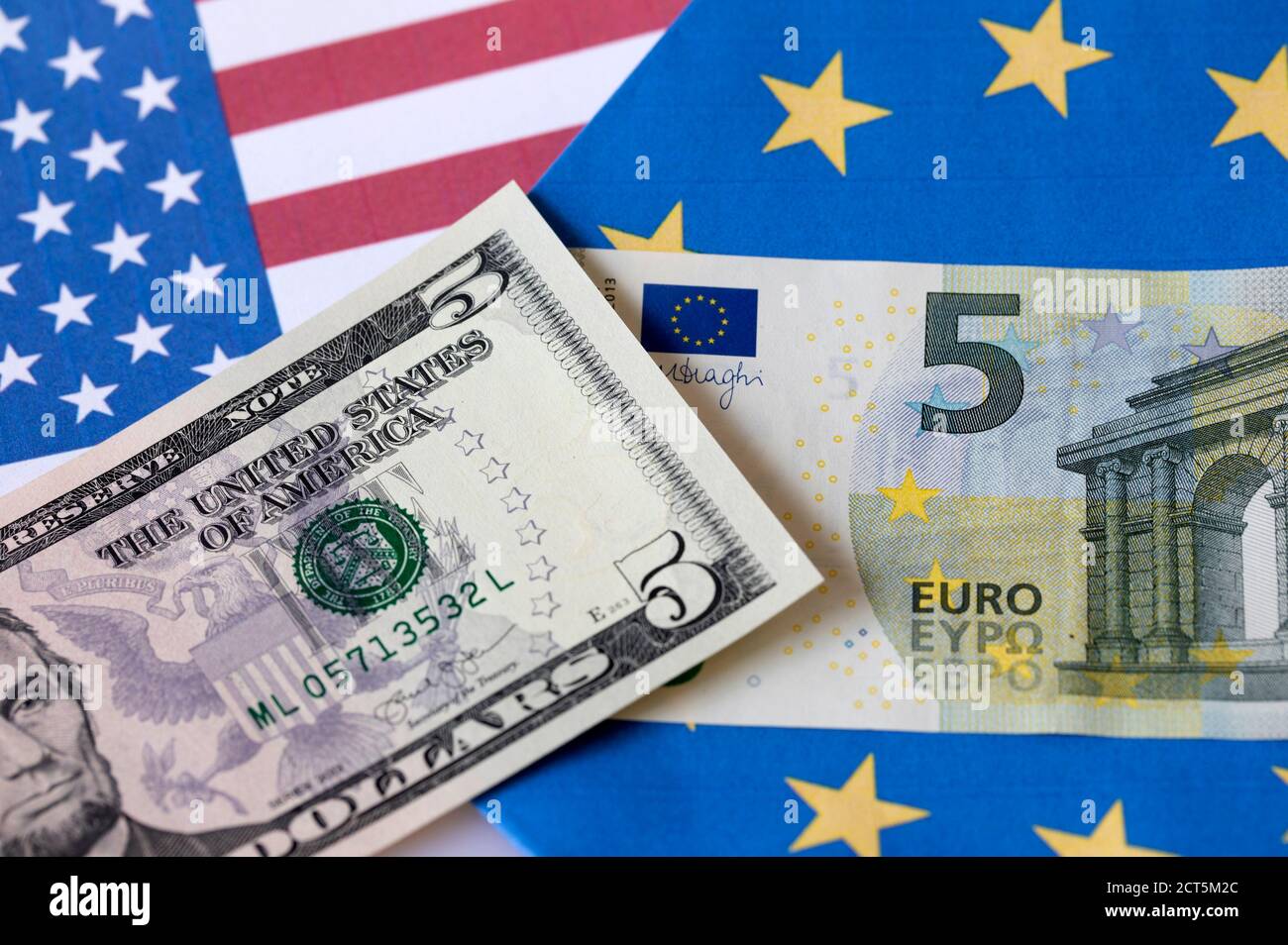 Cologne, Deutschland. 20th Sep, 2020. US dollar and euro (theme image ...