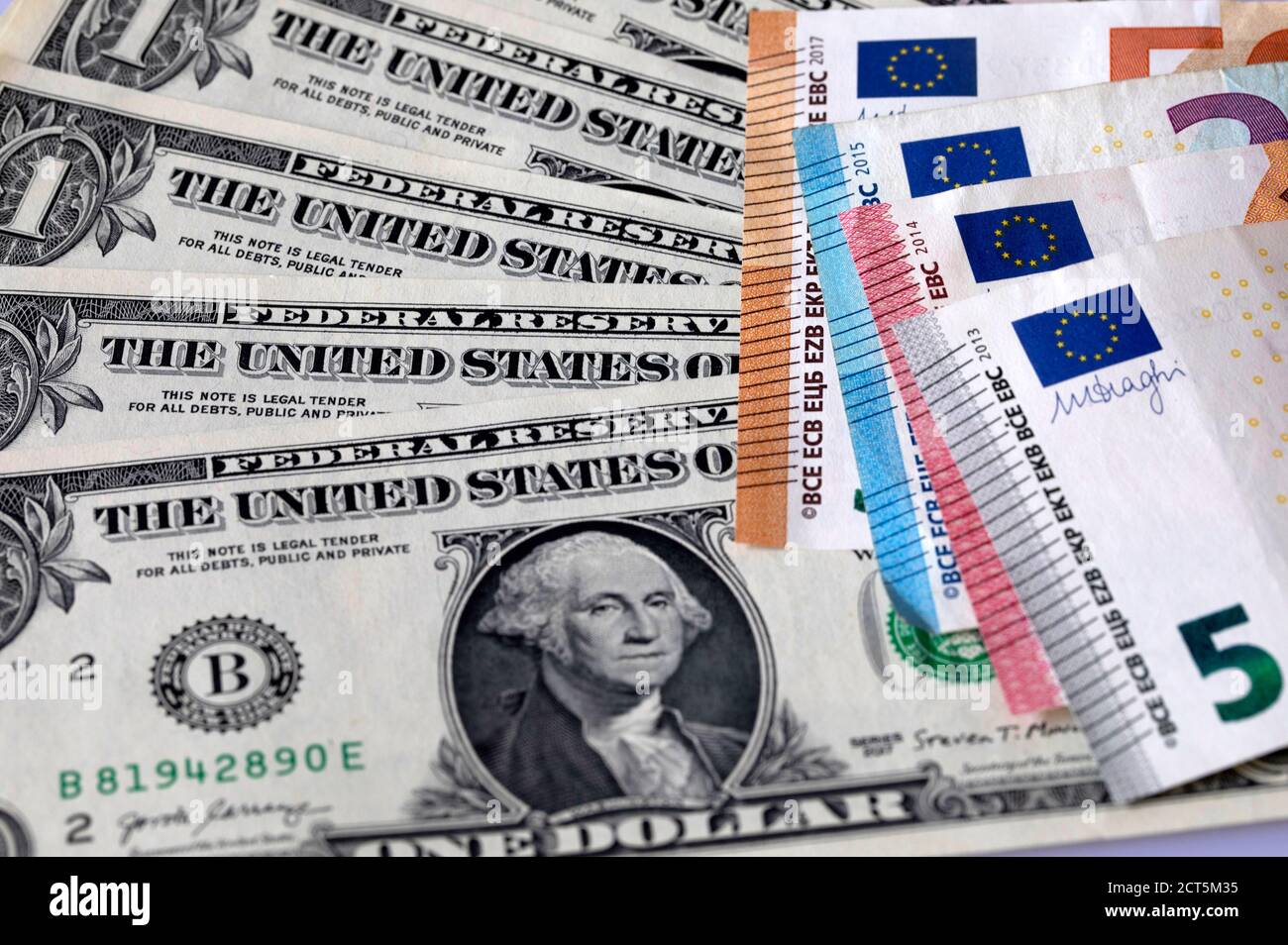 Cologne, Deutschland. 20th Sep, 2020. US dollar and euro (theme image ...