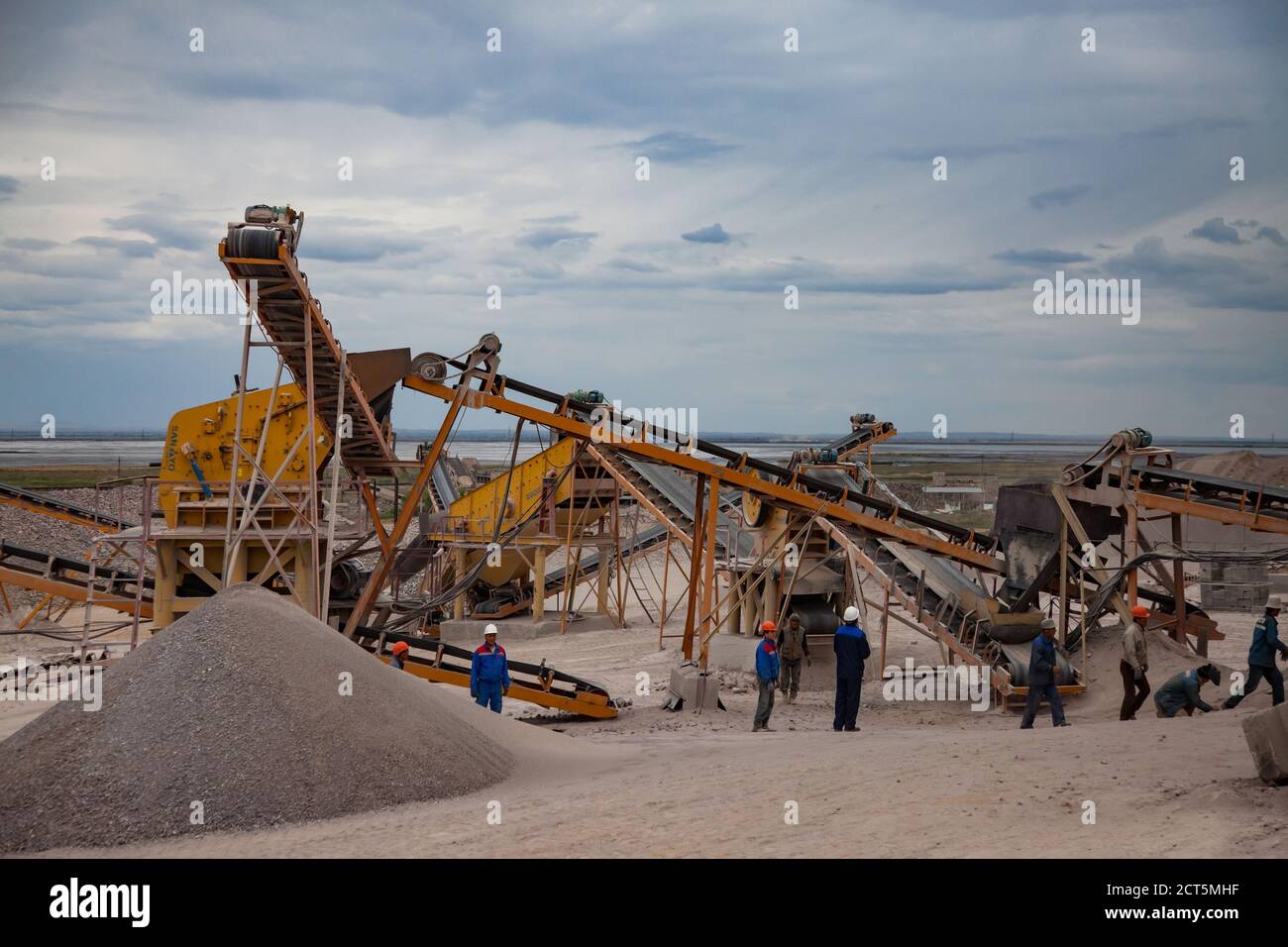 Industrial sieve shaker hi-res stock photography and images - Alamy