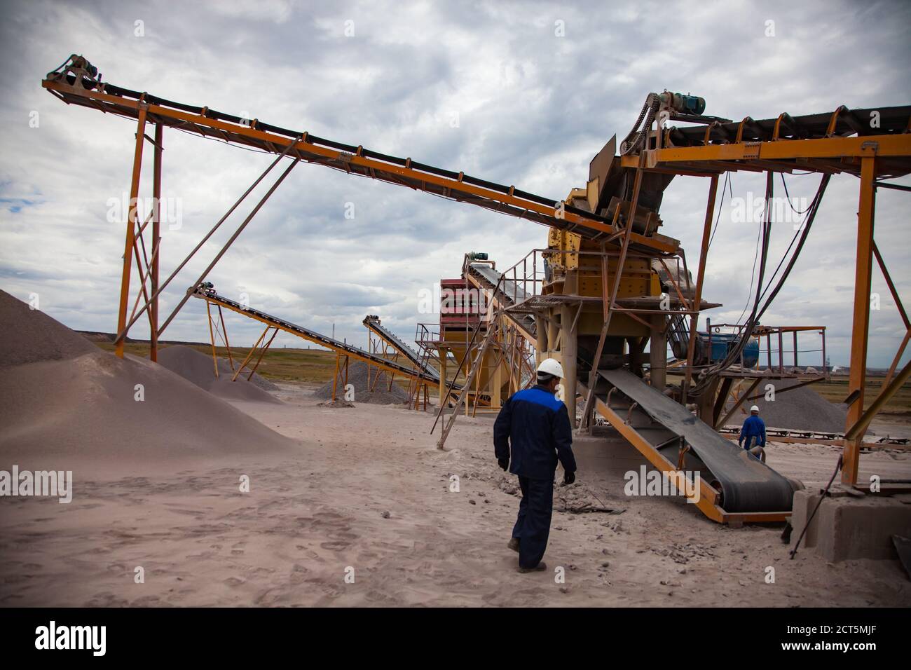 Shaker machine hi-res stock photography and images - Alamy