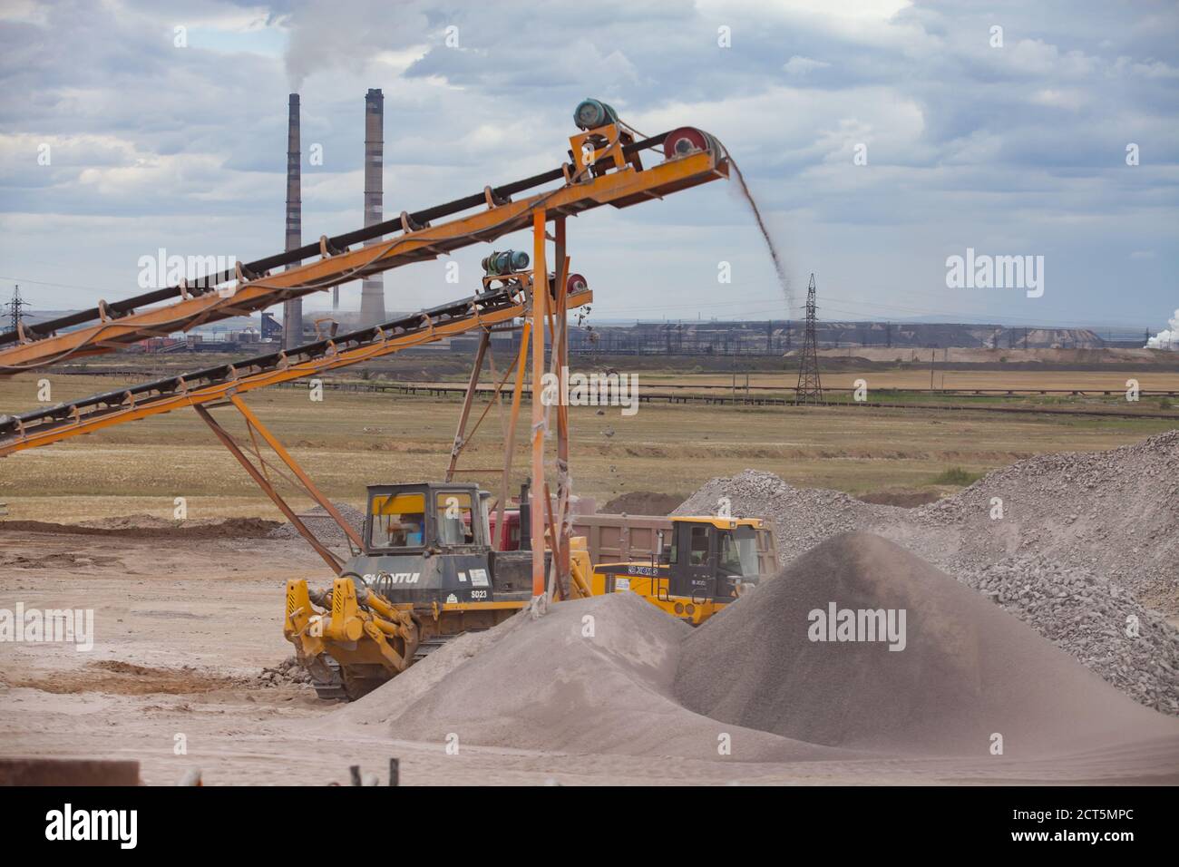 Industrial sieve shaker hi-res stock photography and images - Alamy